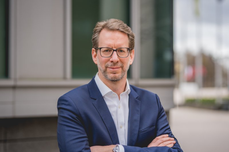 Thomas Saatz geht, Dirk Loosen übernimmt | stil & markt